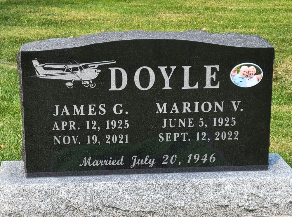 Loyalists & Patriots: Striker, Graves & Clapp - Photos of Tombstones